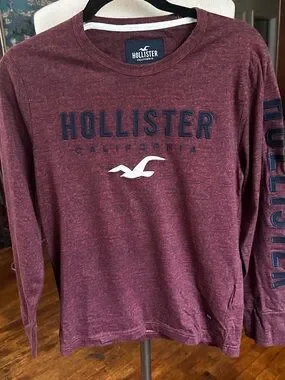 Hollister | Shirts | Hollister Maroon Heather Crewneck With Navy ...